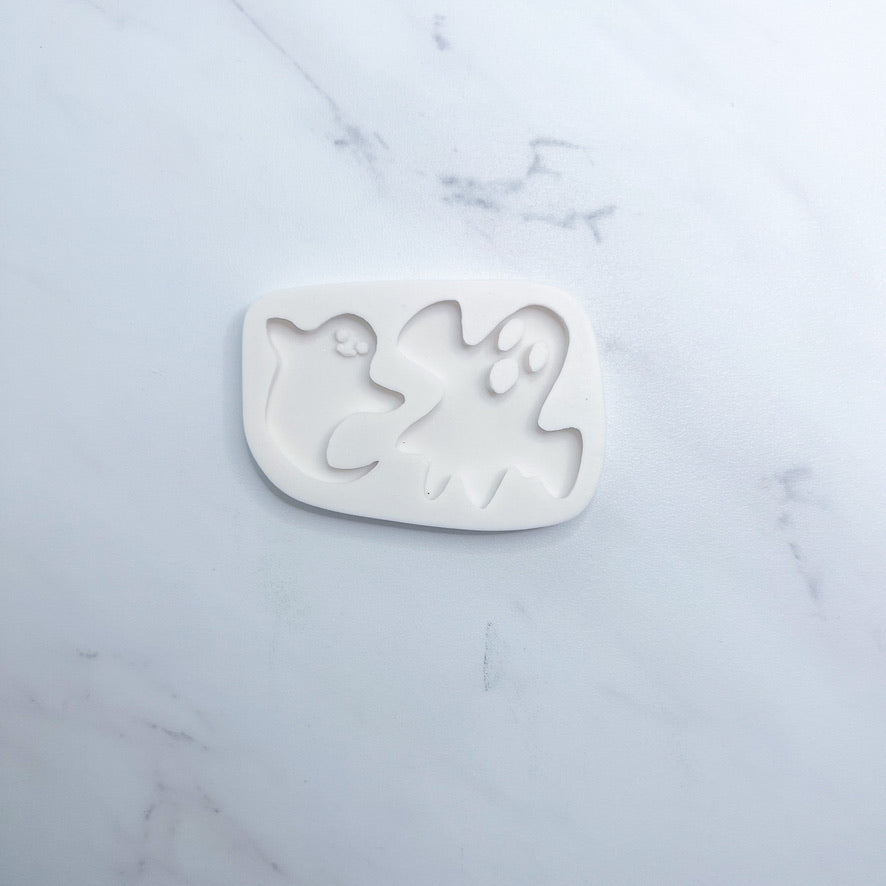 SPOOKY AND HAPPY GHOST MOLD – ItWasAllADreamShop