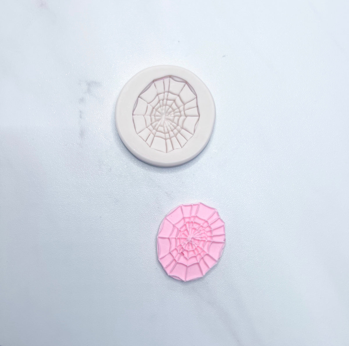 SMALL SINGLE SPIDER WEB MOLD – ItWasAllADreamShop