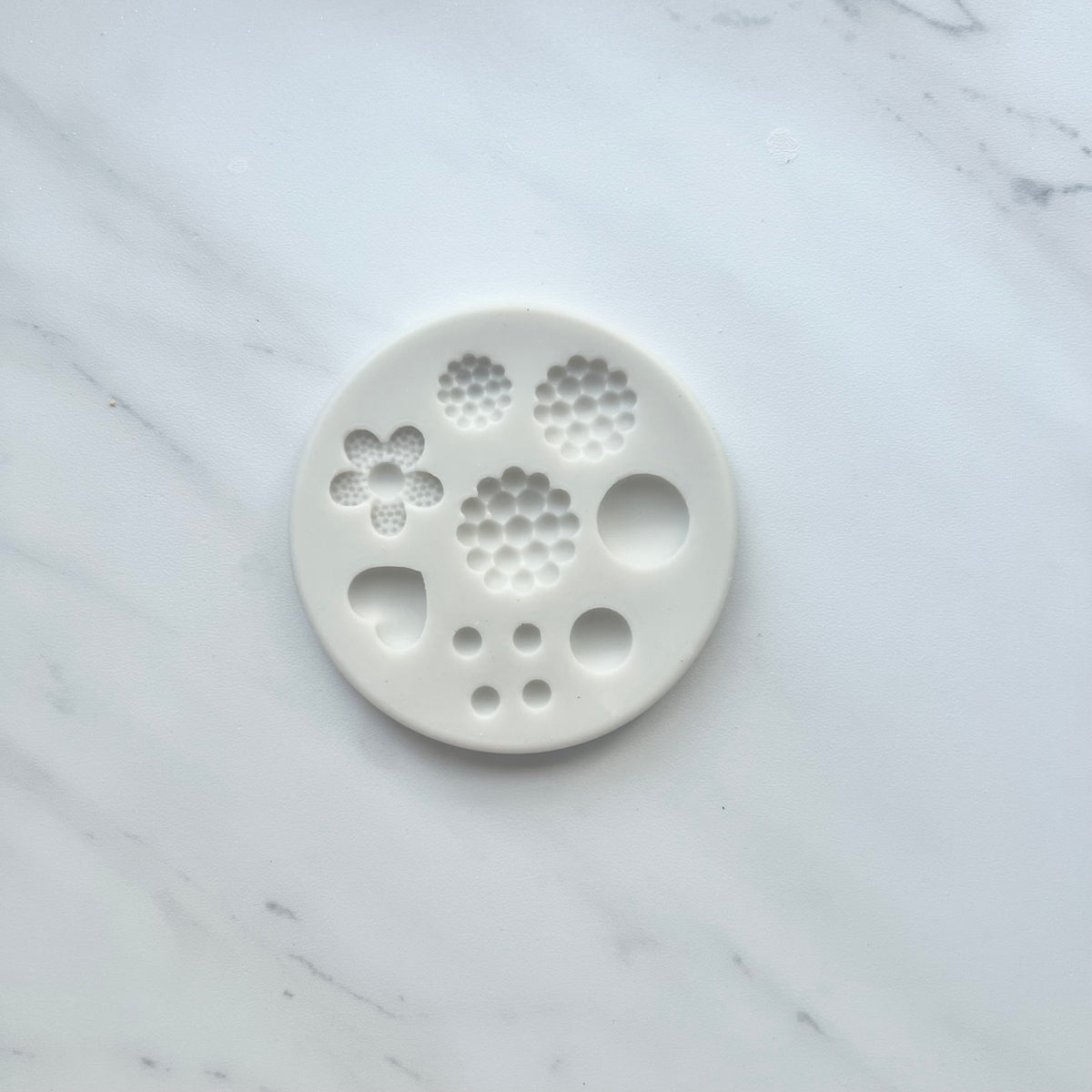 FLOWER CENTER MOLD – ItWasAllADreamShop